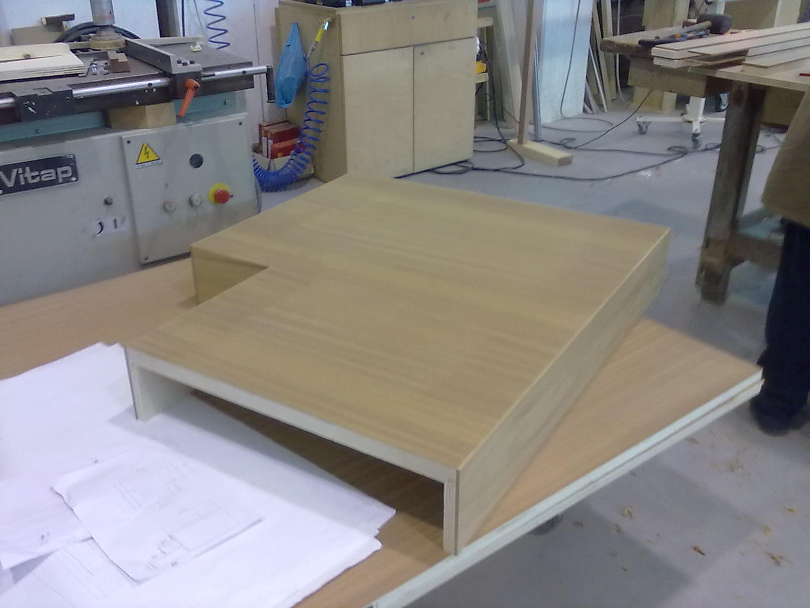 Scala A tipologia a montaggio invisibile – Falegnameria | Arredo su ...