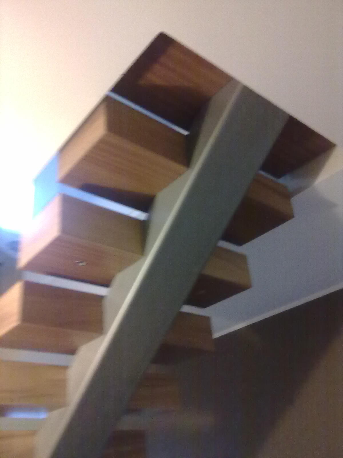 Scala A tipologia a montaggio invisibile – Falegnameria | Arredo su ...